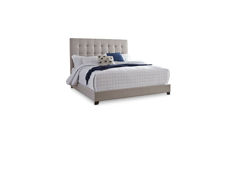 Dolante Upholstered Bed – Ashley HomeStore